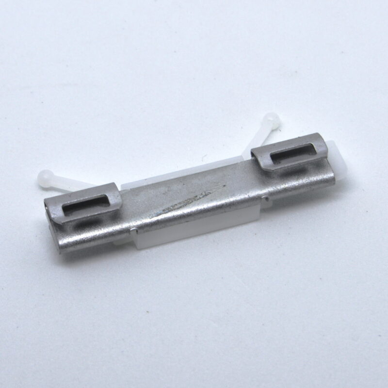 BMW Windscreen Clip White Plastic/Metal – LAYNE INDUSTRIES